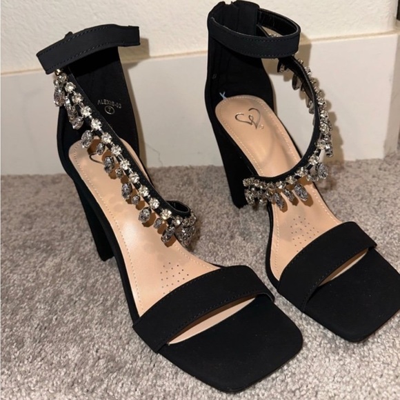 Windsor | Shoes | Heels Heels Heels A Moment Of Luxe Rhinestone Trim ...
